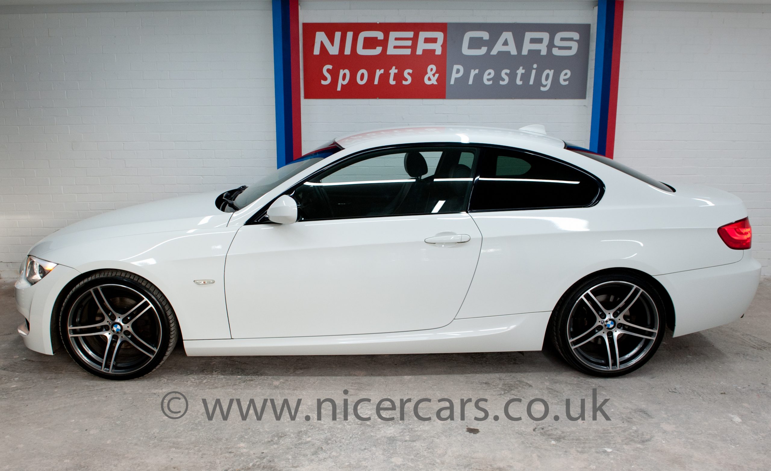 2013 BMW 320d M Sport Manual - Nicer Cars